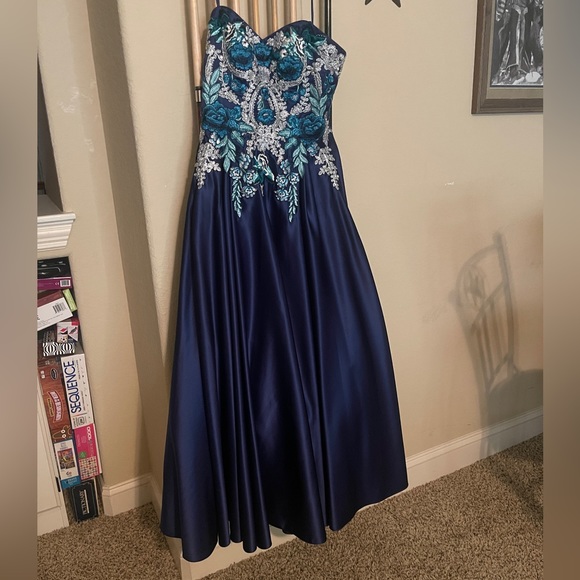 Blondie Nites | Dresses | Blue Prom Dress With Pockets | Poshmark